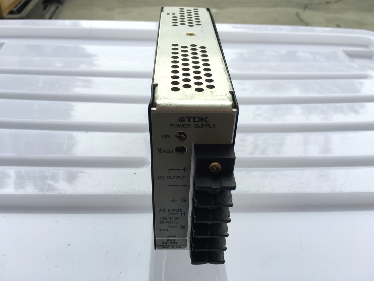 TDK POWER SUPPLY EAK 24-2R1 100/115V 50/60Hz - 裕益科技自動化設備可程式編碼器PLC分散式控制系統DCS