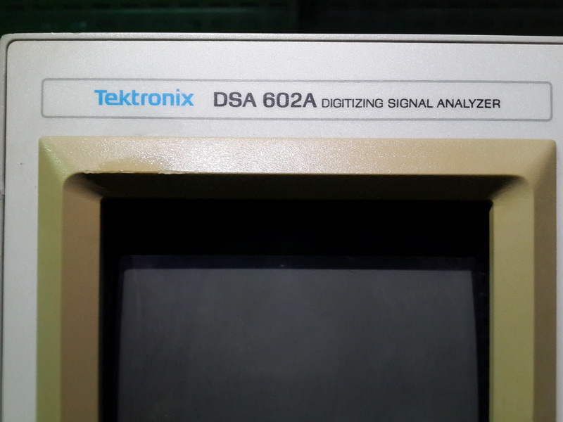 TEKTRONIX DSA 602A DIGITIZING SIGNAL ANALYZER - 裕益科技自動化設備可程式編碼器PLC分散式控制 ...