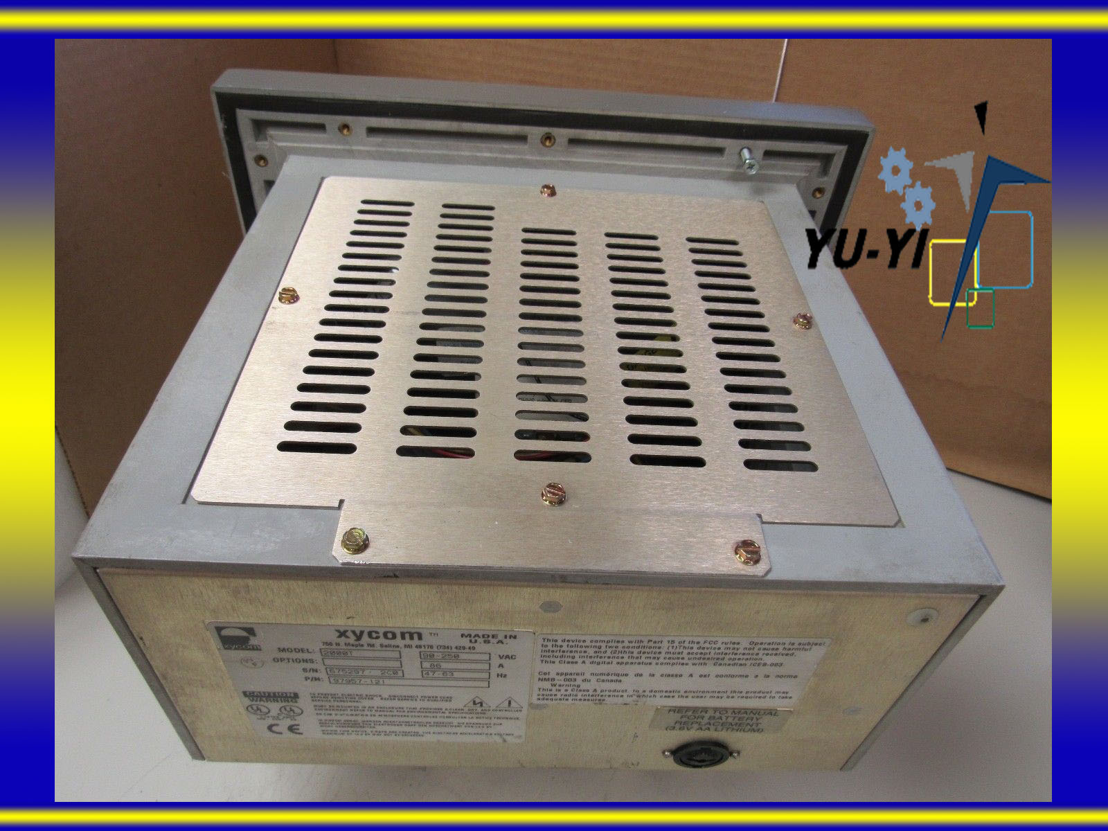 XYCOM 9 OPERATOR INTERFACE MONITOR DISPLAY 2000T 97957-121 97957121 90 ...