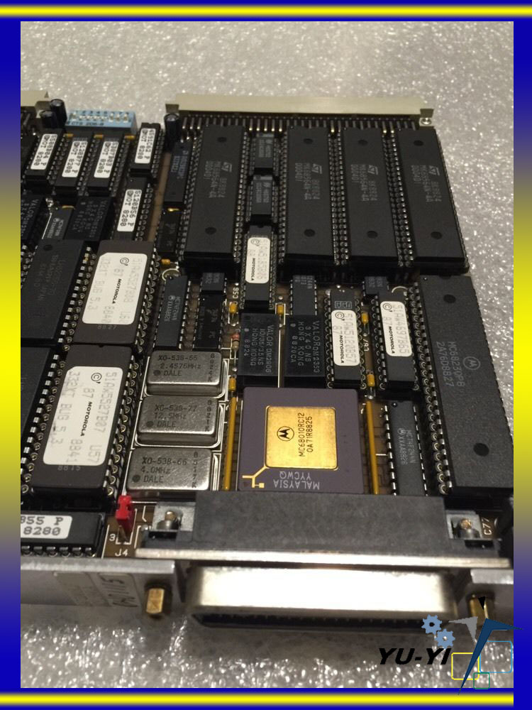 Motorola MVME332XT 84-W3475B01F VMEBus 8-Port Serial Communications ...