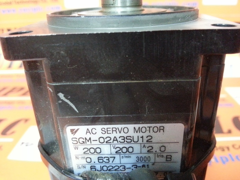 YASKAWA SGM-02A3SU12 AC SERVO MOTOR - 裕益科技自動化設備可程式編碼器PLC分散式控制系統DCS