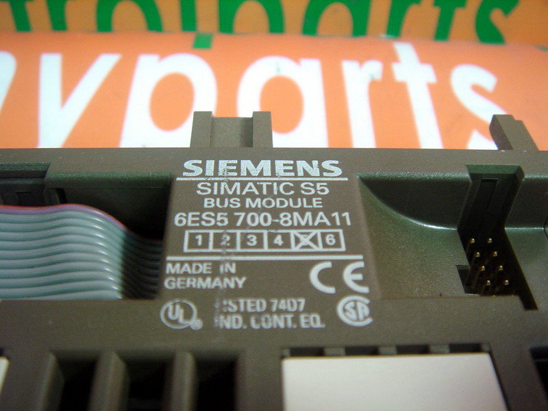 SIEMENS SIMATIC S5 BUS MODULE 6ES5 700-8MA11 - 裕益科技自動化設備可程式編碼器PLC分散式控制系統DCS