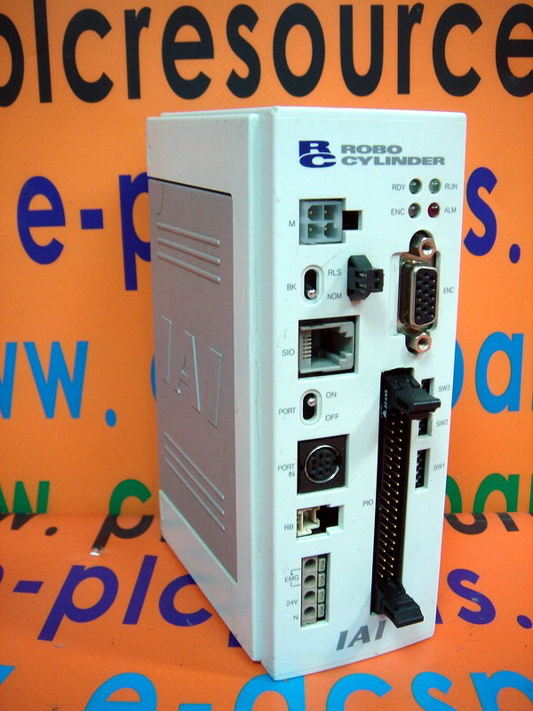 IAI ROBO CYLINDER Actuator Type: RCS-RA45R-A-30-GN-H-100-M MODEL: RCS-C ...