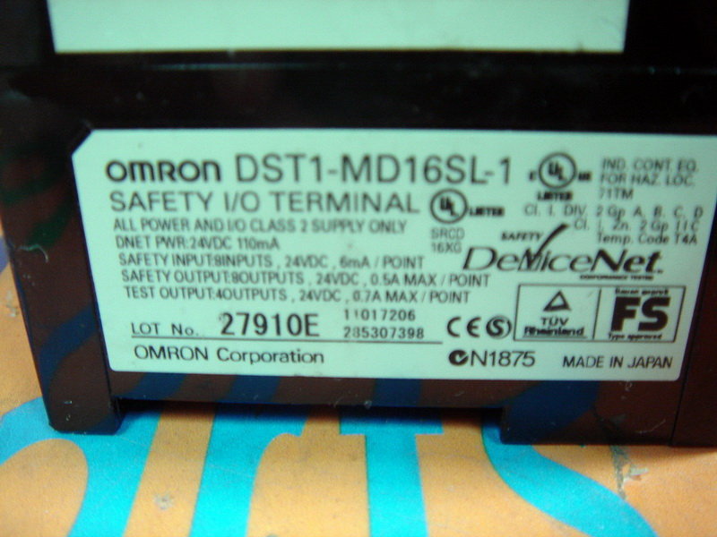 OMRON DST1-MD16SL-1 SAFETY I/O TERMINAL - 裕益科技自動化設備可程式編碼器PLC分散式控制系統DCS