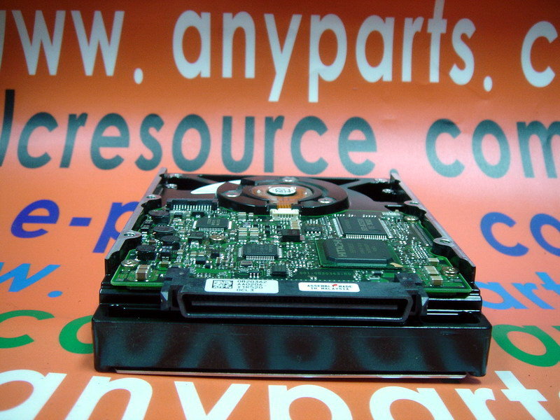 Hard drive HP BF14686842 /321499-003 / HITCAHI 0B20152 ...