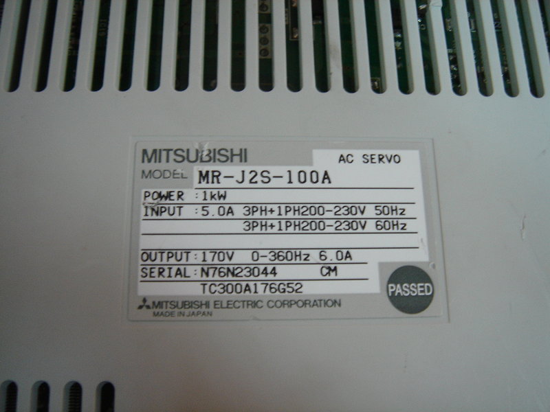MITSUBISHI MR-J2S-100A - PLC DCS SERVO Control MOTOR POWER SUPPLY IPC ROBOT