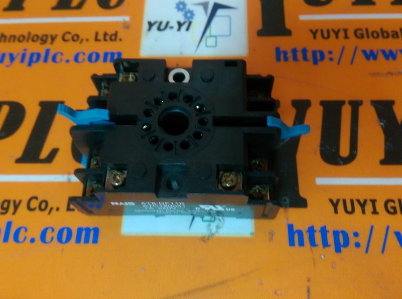 NAIS AT8-DF11K ATC1800041 Plug socket - 裕益科技自動化設備可程式編碼器PLC分散式控制系統DCS